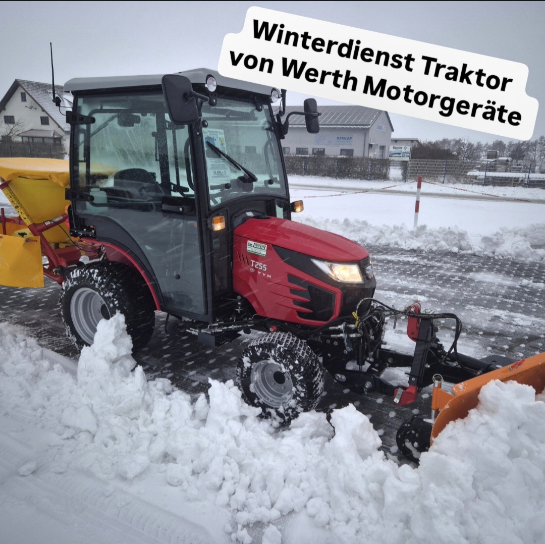 Winterdienst-Traktor von Werth Motorgeräte | Ihr fachhändler in Hessen